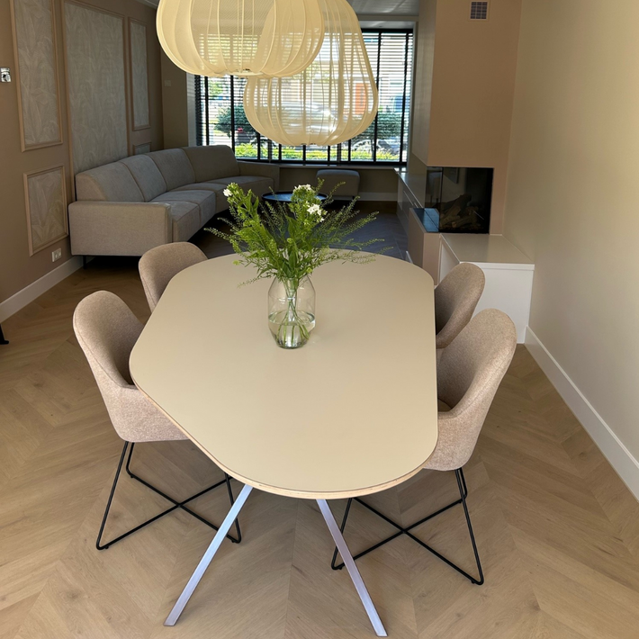 Eettafel Charlie – Tables by TIM